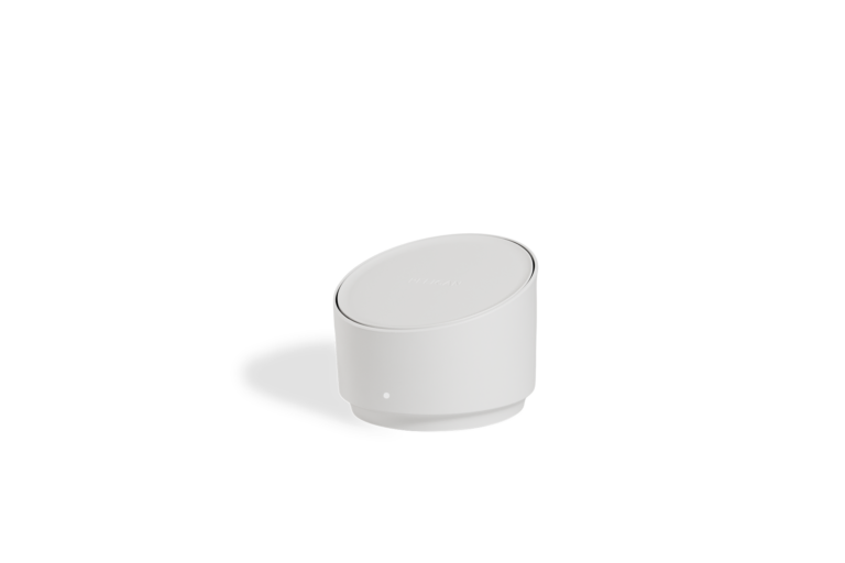 251217_PelicanWireless_GW900_Hero_000141_STACKED_Transparent_w ...